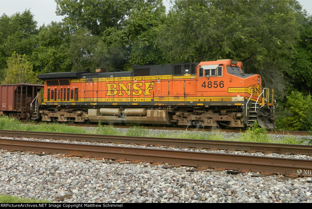 BNSF 4856 - DPU